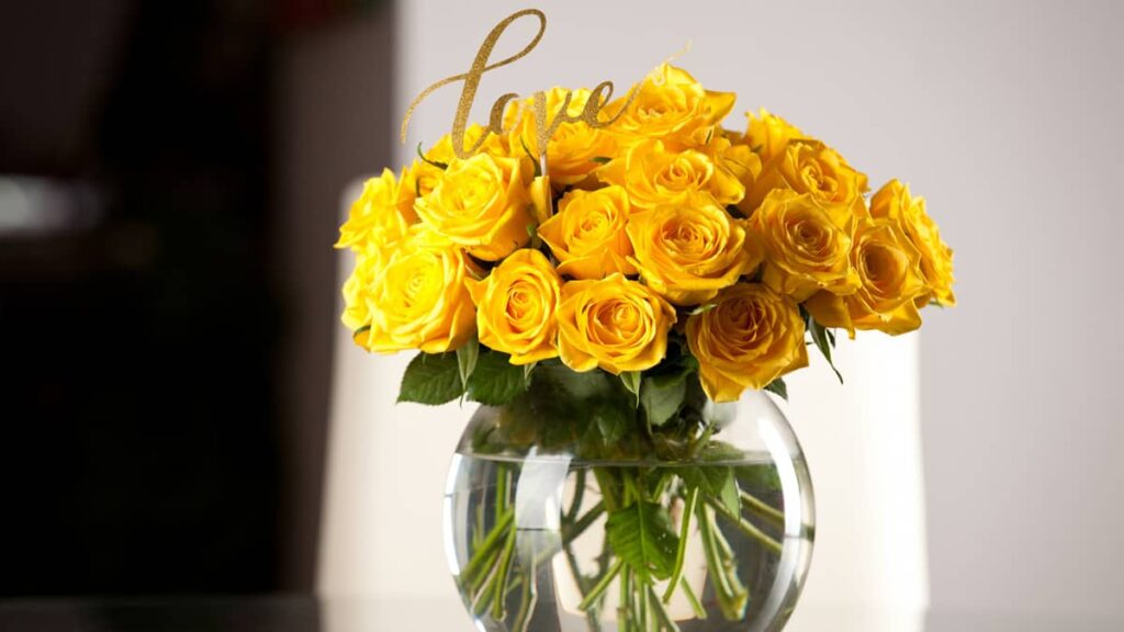 4 Tips Pilih Rangkaian Bunga Meja untuk Membangkitkan Semangat Kerja