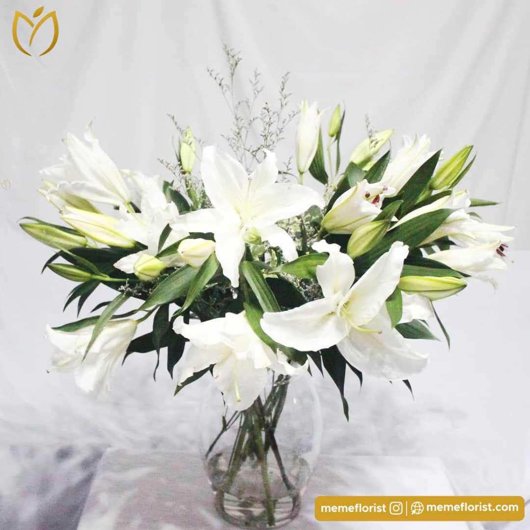 Menjaga Kesegaran Bunga di Dalam Vas