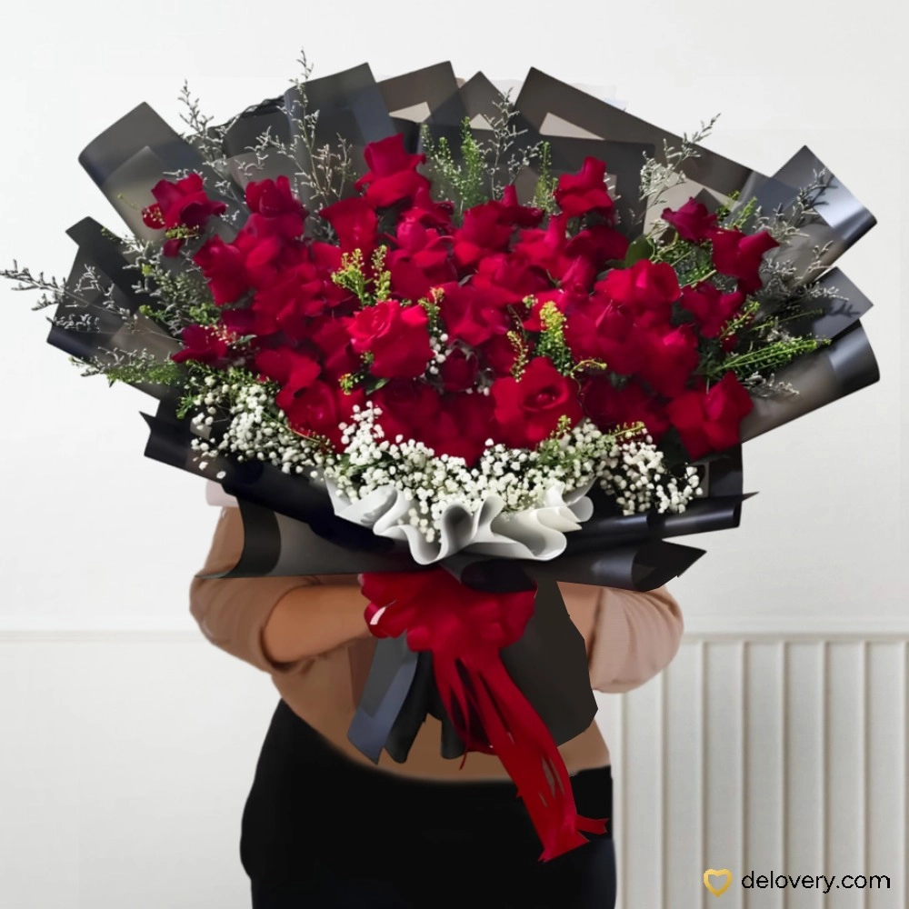 Jual Midnight Roses -50 Stems | Delovery
